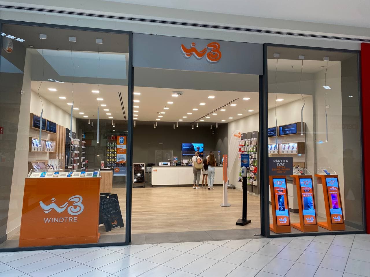 Wind3 - Centro Commerciale La Torre - Palermo Centro Commerciale La ...